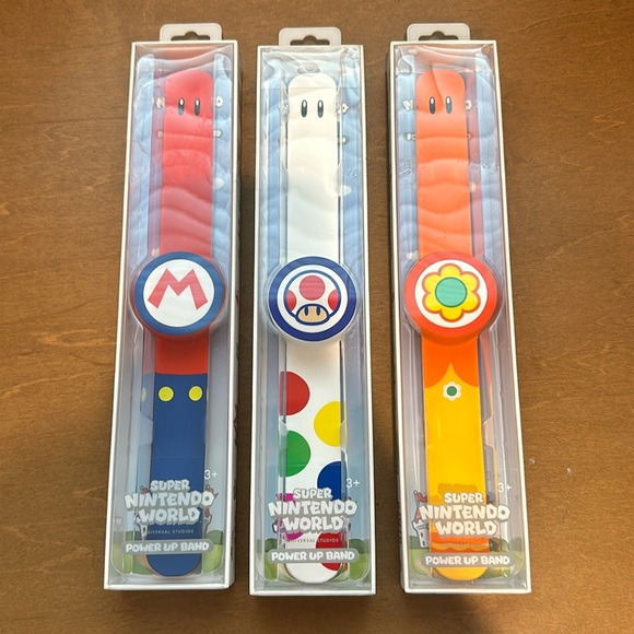 Nintendo | Wearables | Set Of 3 Universal Studio Nintendo Power Up ...